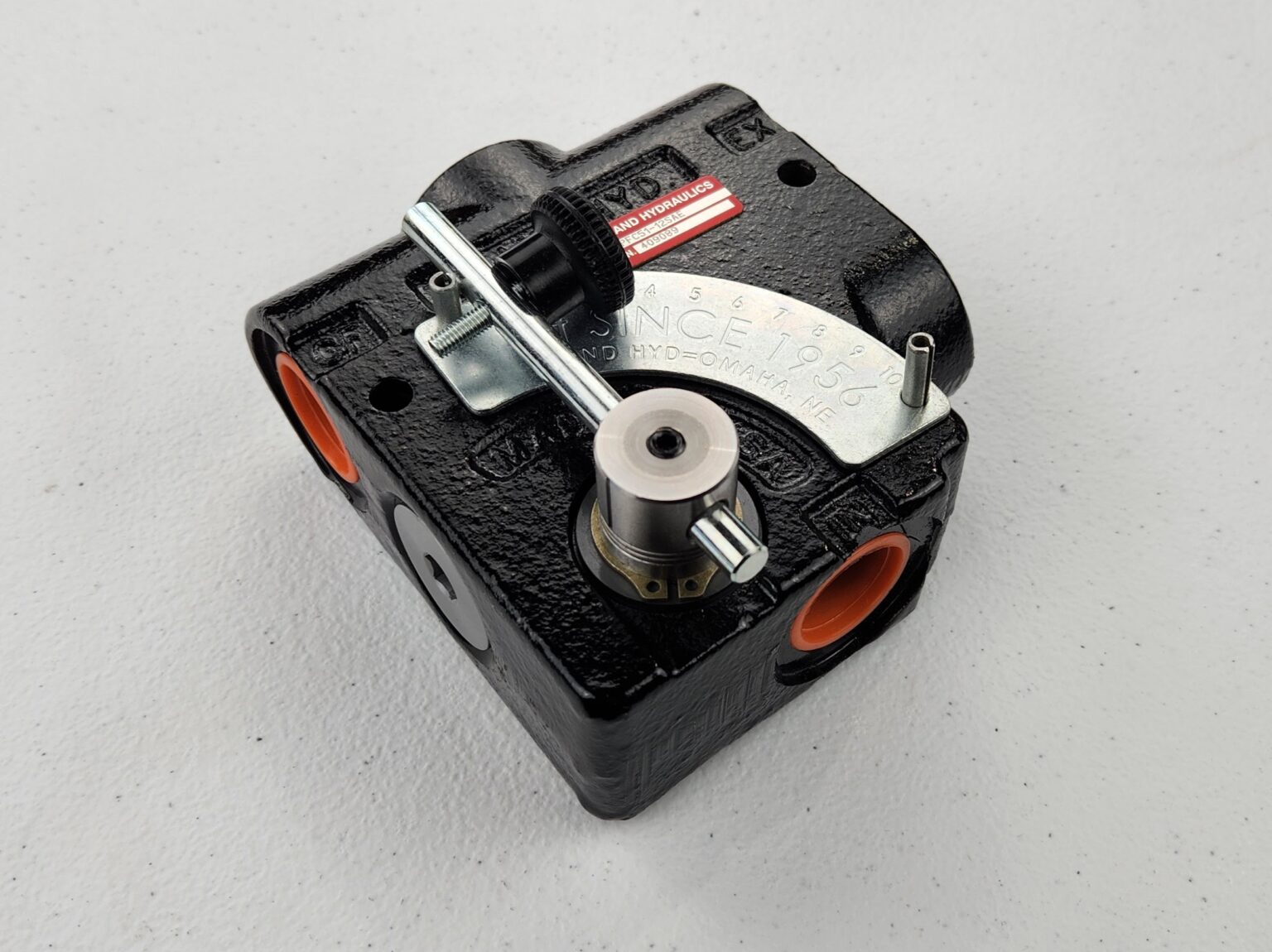 Flow Control Valve – PFC51-12SAE - STP Manufacturing